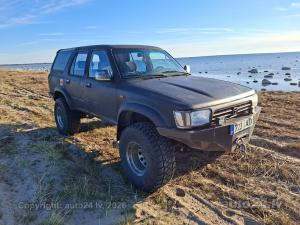 Melns Toyota 4Runner 1993 Tallina, ar dzinēja tilpumu 3.00 L un nobraukumu 250 tūkst. km par 4000 €, foto 3 vietnē AUTOMOTO.COM.LV