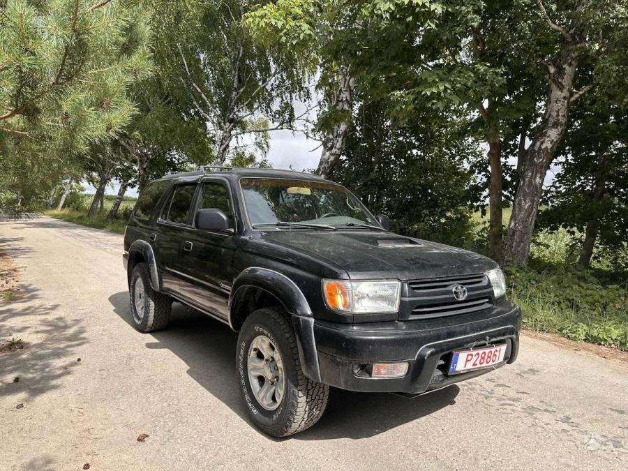 Melns Toyota 4Runner 2002 Klaipėda, ar dzinēja tilpumu 3.38 L un nobraukumu 215 tūkst. km par 7700 €, foto 4 vietnē AUTOMOTO.COM.LV