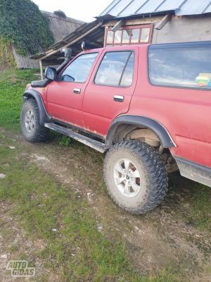 Toyota 4Runner 1995 in Radviliskis, with an engine capacity of 2.40 L and mileage of 333 thousand km for 8500 €, photo 5 on AUTOMOTO.COM.LV