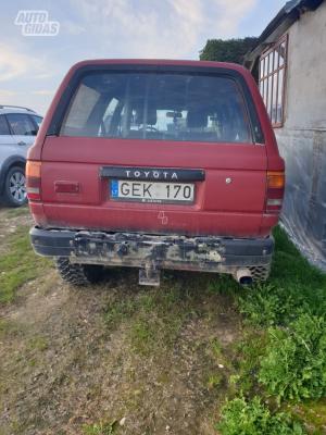 Toyota 4Runner 1995 in Radviliskis, with an engine capacity of 2.40 L and mileage of 333 thousand km for 8500 €, photo 8 on AUTOMOTO.COM.LV