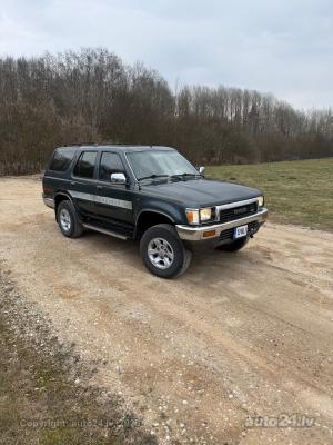Green Toyota 4Runner 1990 in Tartu, with an engine capacity of 3.00 L and mileage of 280 thousand km for 4999 €, photo 6 on AUTOMOTO.COM.LV