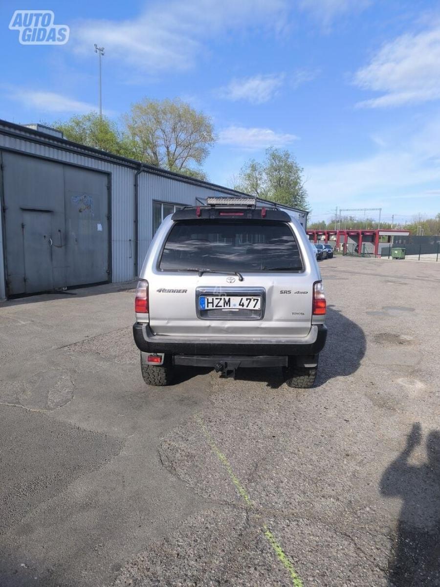 Grey Toyota 4Runner 2002 in Klaipeda, with an engine capacity of 3.40 L and mileage of 374 thousand km for 6500 €, photo 5 on AUTOMOTO.COM.LV
