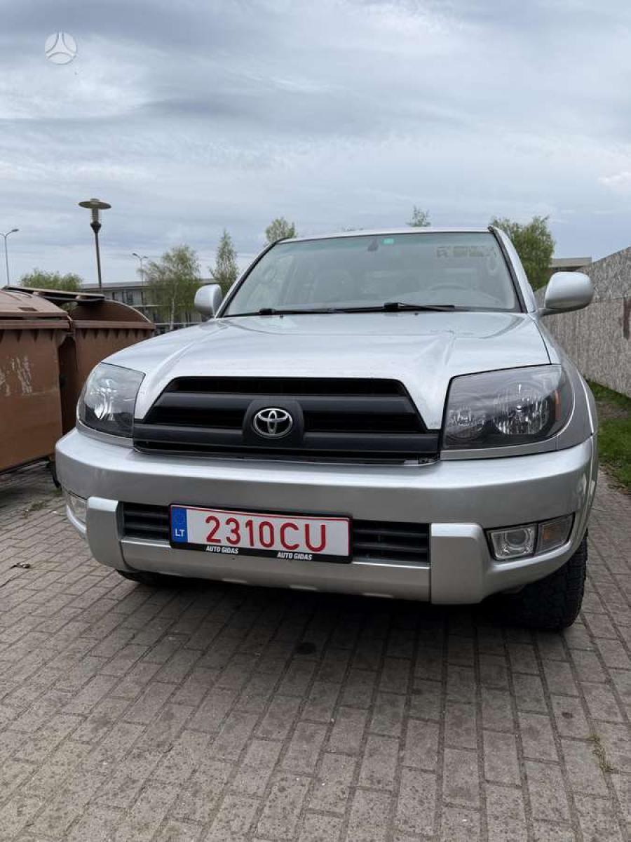 Grey Toyota 4Runner 2004 in Klaipeda, with an engine capacity of 4.70 L and mileage of 420 thousand km for 13000 €, photo 1 on AUTOMOTO.COM.LV