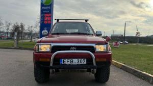 Red Toyota 4Runner 1995 in Vilnius, with an engine capacity of 2.98 L and mileage of 262 thousand km for 7500 €, photo 3 on AUTOMOTO.COM.LV