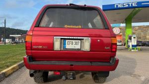Red Toyota 4Runner 1995 in Vilnius, with an engine capacity of 2.98 L and mileage of 262 thousand km for 7500 €, photo 4 on AUTOMOTO.COM.LV