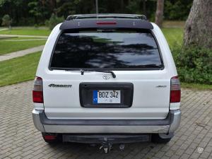 White Toyota 4Runner 2001 in Vilnius, with an engine capacity of 3.40 L and mileage of 288 thousand km for 7700 €, photo 8 on AUTOMOTO.COM.LV