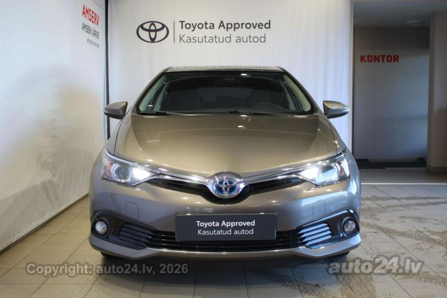 Smilšu krāsa Toyota Auris 2019 Tallina, ar dzinēja tilpumu 1.80 L un nobraukumu 157 tūkst. km par 12990 €, foto 5 vietnē AUTOMOTO.COM.LV