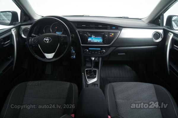Smilšu krāsa Toyota Auris 2015 Tallina, ar dzinēja tilpumu 1.60 L un nobraukumu 148 tūkst. km par 9900 €, foto 8 vietnē AUTOMOTO.COM.LV