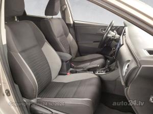 Smilšu krāsa Toyota Auris 2016 Tallina, ar dzinēja tilpumu 1.60 L un nobraukumu 172 tūkst. km par 9990 €, foto 7 vietnē AUTOMOTO.COM.LV