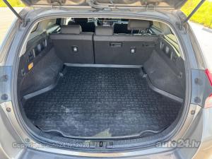 Smilšu krāsa Toyota Auris 2019 Tallina, ar dzinēja tilpumu 1.60 L un nobraukumu 105 tūkst. km par 11750 €, foto 10 vietnē AUTOMOTO.COM.LV