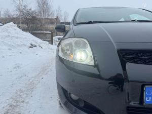 Black Toyota Auris 2007 in Panevezys, with an engine capacity of 2.00 L and mileage of 310 thousand km for 2500 €, photo 19 on AUTOMOTO.COM.LV