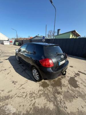 Melns Toyota Auris 2007 Klaipėda, ar dzinēja tilpumu 2.00 L un nobraukumu 328 tūkst. km par 1800 €, foto 18 vietnē AUTOMOTO.COM.LV