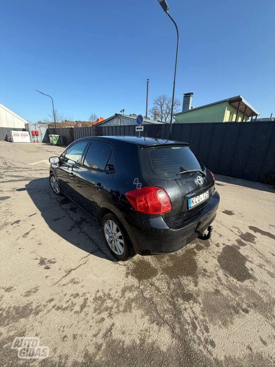 Melns Toyota Auris 2007 Klaipėda, ar dzinēja tilpumu 2.00 L un nobraukumu 328 tūkst. km par 1800 €, foto 18 vietnē AUTOMOTO.COM.LV