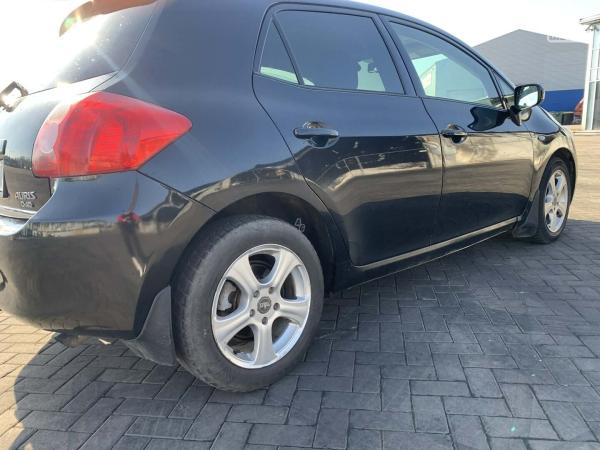 Melns Toyota Auris 2007 Marijampole, ar dzinēja tilpumu 2.00 L un nobraukumu 314 tūkst. km par 1600 €, foto 7 vietnē AUTOMOTO.COM.LV