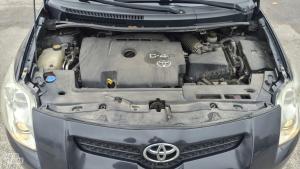 Black Toyota Auris 2007 in Vilnius, with an engine capacity of 2.00 L and mileage of 320 thousand km for 2000 €, photo 11 on AUTOMOTO.COM.LV