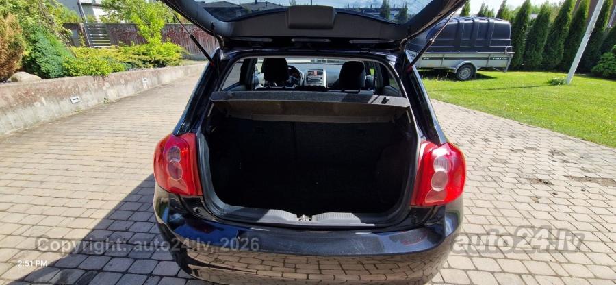 Melns Toyota Auris 2007 Tallina, ar dzinēja tilpumu 1.40 L un nobraukumu 232 tūkst. km par 2590 €, foto 12 vietnē AUTOMOTO.COM.LV
