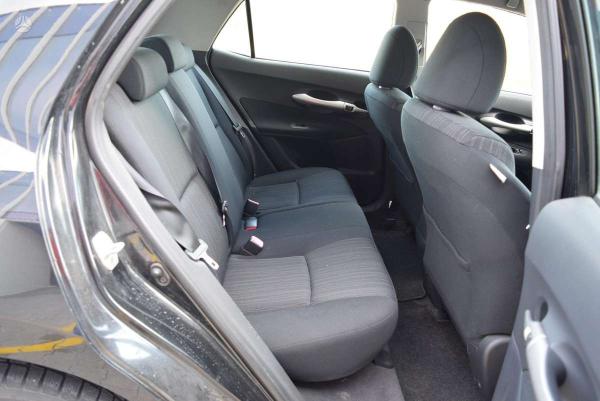 Black Toyota Auris 2007 in Vilnius, with an engine capacity of 1.60 L and mileage of 275 thousand km for 2350 €, photo 9 on AUTOMOTO.COM.LV