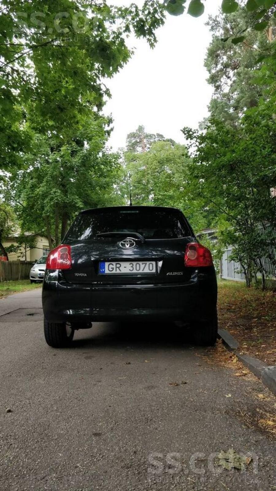 Melns Toyota Auris 2007 Rīga, ar dzinēja tilpumu 1.60 L un nobraukumu 236 tūkst. km par 2750 €, foto 1 vietnē AUTOMOTO.COM.LV
