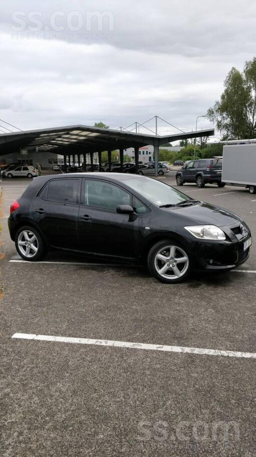 Melns Toyota Auris 2007 Rīga, ar dzinēja tilpumu 1.60 L un nobraukumu 236 tūkst. km par 2750 €, foto 3 vietnē AUTOMOTO.COM.LV