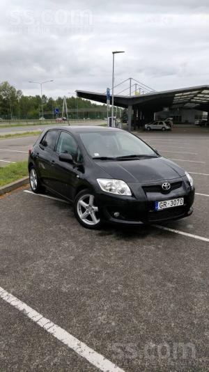 Melns Toyota Auris 2007 Rīga, ar dzinēja tilpumu 1.60 L un nobraukumu 236 tūkst. km par 2750 €, foto 4 vietnē AUTOMOTO.COM.LV
