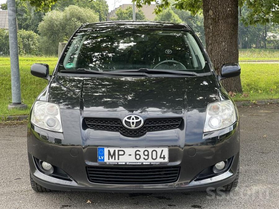 Melns Toyota Auris 2007 Jēkabpils, ar dzinēja tilpumu 2.00 L un nobraukumu 210 tūkst. km par 3200 €, foto 5 vietnē AUTOMOTO.COM.LV