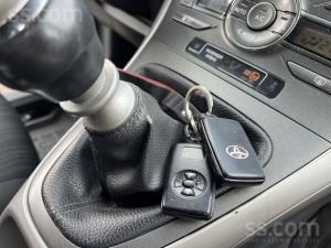 Melns Toyota Auris 2007 Jēkabpils, ar dzinēja tilpumu 2.00 L un nobraukumu 210 tūkst. km par 3200 €, foto 13 vietnē AUTOMOTO.COM.LV