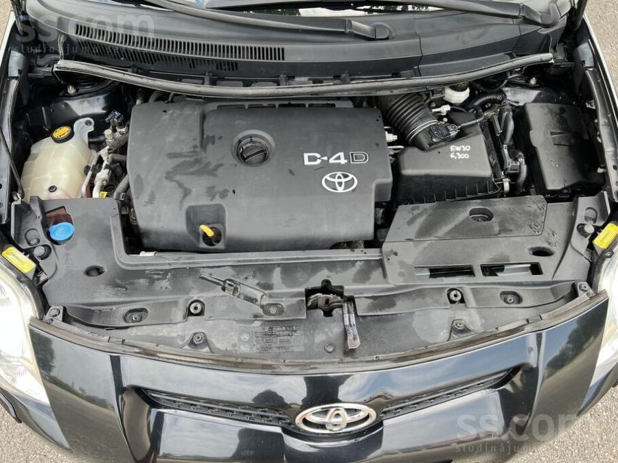 Melns Toyota Auris 2007 Jēkabpils, ar dzinēja tilpumu 2.00 L un nobraukumu 210 tūkst. km par 3200 €, foto 19 vietnē AUTOMOTO.COM.LV
