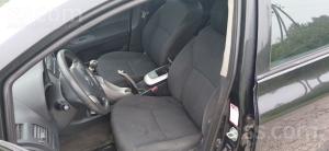 Black Toyota Auris 2007 in Jelgava, with an engine capacity of 2.00 L and mileage of 453 thousand km for 1900 €, photo 7 on AUTOMOTO.COM.LV