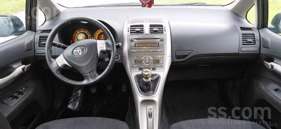 Melns Toyota Auris 2007 Jelgava, ar dzinēja tilpumu 2.00 L un nobraukumu 453 tūkst. km par 1900 €, foto 6 vietnē AUTOMOTO.COM.LV