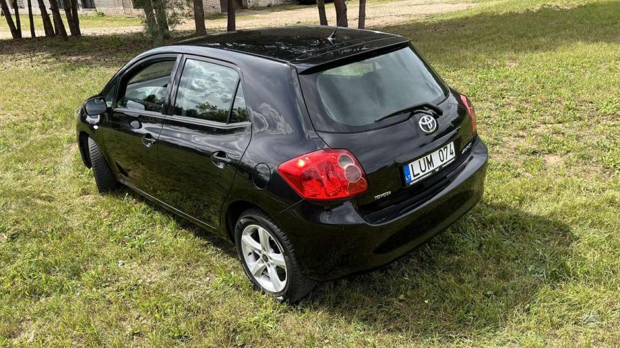 Melns Toyota Auris 2007 Kauņa, ar dzinēja tilpumu 1.60 L un nobraukumu 167 tūkst. km par 3650 €, foto 11 vietnē AUTOMOTO.COM.LV