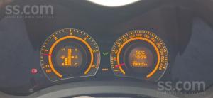 Black Toyota Auris 2007 in Tukums, with an engine capacity of 2.20 L and mileage of 276 thousand km for 650 €, photo 3 on AUTOMOTO.COM.LV
