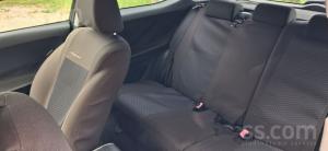 Black Toyota Auris 2007 in Tukums, with an engine capacity of 2.20 L and mileage of 276 thousand km for 650 €, photo 7 on AUTOMOTO.COM.LV