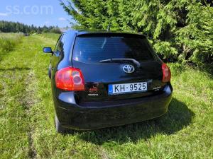 Черный Тойота Аурис 2007 в Рига, объемом двигателя 2.20 л и пробегом 267 тыс. км за 2500 €, фото 7 на AUTOMOTO.COM.LV