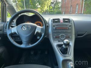 Melns Toyota Auris 2007 Rīga, ar dzinēja tilpumu 2.20 L un nobraukumu 0 tūkst. km par 2790 €, foto 12 vietnē AUTOMOTO.COM.LV