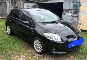 Black Toyota Auris 2007 in Kaunas, with an engine capacity of 2.00 L and mileage of 291 thousand km for 1900 €, photo 4 on AUTOMOTO.COM.LV