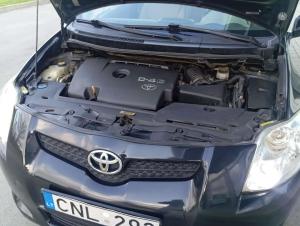 Black Toyota Auris 2007 in Alytus, with an engine capacity of 2.00 L and mileage of 302 thousand km for 2000 €, photo 10 on AUTOMOTO.COM.LV