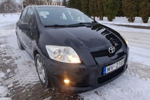 Melns Toyota Auris 2008 Saldus, ar dzinēja tilpumu 2.00 L un nobraukumu 331 tūkst. km par 2100 €, foto 3 vietnē AUTOMOTO.COM.LV