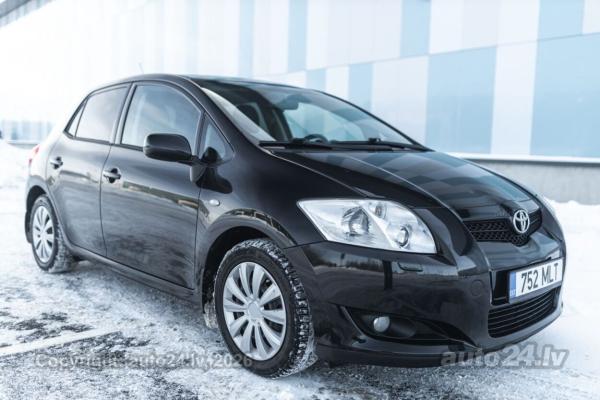 Black Toyota Auris 2008 in Tallinn, with an engine capacity of 1.60 L and mileage of 181 thousand km for 3900 €, photo 1 on AUTOMOTO.COM.LV
