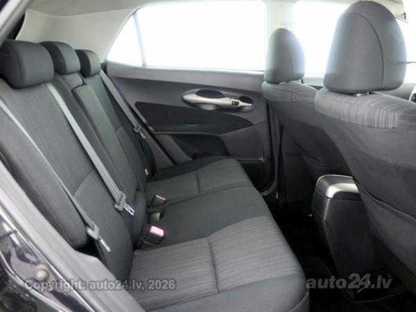 Black Toyota Auris 2008 in Tallinn, with an engine capacity of 1.60 L and mileage of 195 thousand km for 2799 €, photo 7 on AUTOMOTO.COM.LV