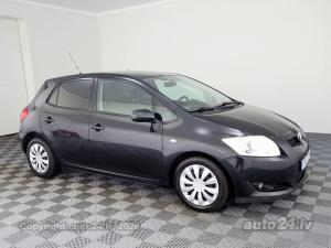 Black Toyota Auris 2008 in Tallinn, with an engine capacity of 1.40 L and mileage of 339 thousand km for 1799 €, photo  on AUTOMOTO.COM.LV