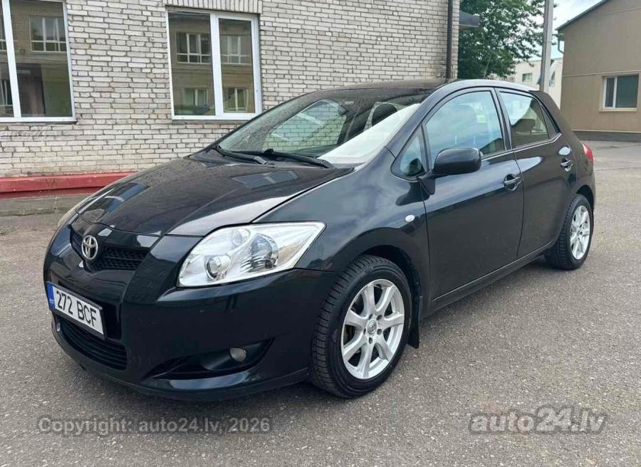 Melns Toyota Auris 2008 Narva, ar dzinēja tilpumu 1.40 L un nobraukumu 185 tūkst. km par 1799 €, foto 1 vietnē AUTOMOTO.COM.LV