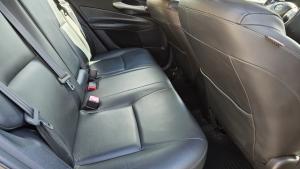 Black Toyota Auris 2008 in Riga, with an engine capacity of 2.20 L and mileage of 365 thousand km for 3350 €, photo 8 on AUTOMOTO.COM.LV