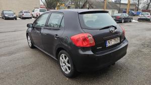 Black Toyota Auris 2008 in Riga, with an engine capacity of 2.20 L and mileage of 365 thousand km for 3350 €, photo 30 on AUTOMOTO.COM.LV