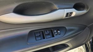 Black Toyota Auris 2008 in Riga, with an engine capacity of 2.20 L and mileage of 365 thousand km for 3350 €, photo 43 on AUTOMOTO.COM.LV