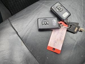Black Toyota Auris 2008 in Riga, with an engine capacity of 2.20 L and mileage of 365 thousand km for 3350 €, photo 55 on AUTOMOTO.COM.LV