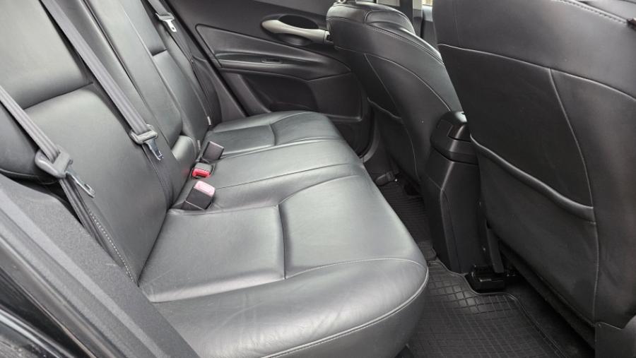 Black Toyota Auris 2008 in Riga, with an engine capacity of 2.20 L and mileage of 365 thousand km for 3350 €, photo 63 on AUTOMOTO.COM.LV