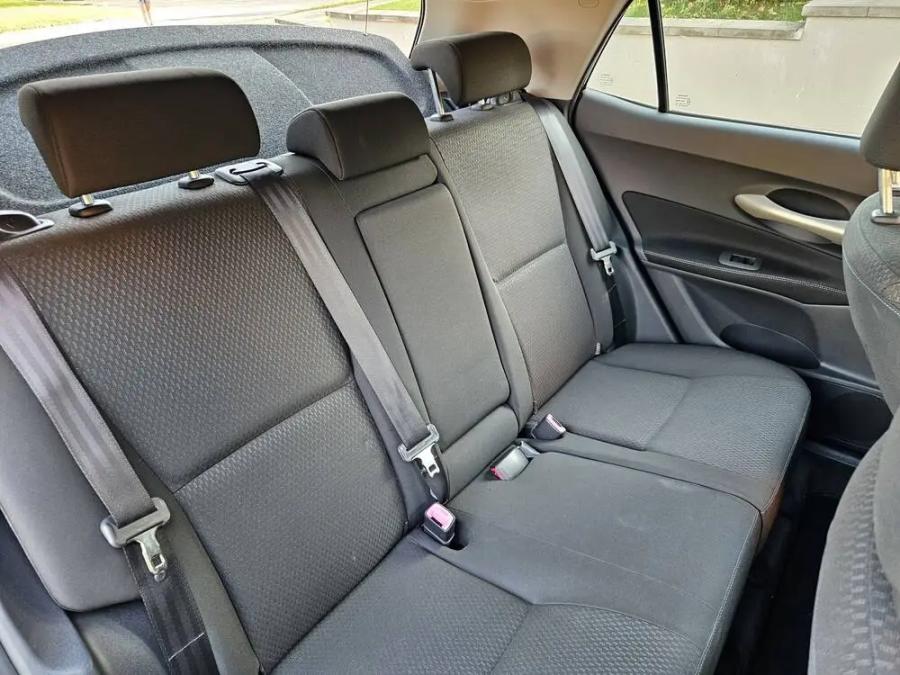 Black Toyota Auris 2008 in Jekabpils, with an engine capacity of 2.20 L and mileage of 259 thousand km for 4250 €, photo 20 on AUTOMOTO.COM.LV