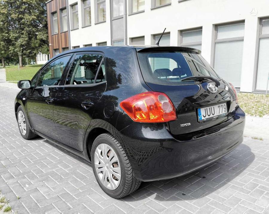 Melns Toyota Auris 2008 Trakai, ar dzinēja tilpumu 2.00 L un nobraukumu 242 tūkst. km par 2450 €, foto 9 vietnē AUTOMOTO.COM.LV