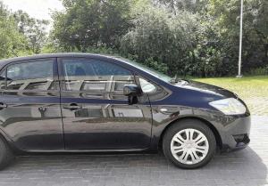Melns Toyota Auris 2008 Trakai, ar dzinēja tilpumu 2.00 L un nobraukumu 242 tūkst. km par 2450 €, foto 13 vietnē AUTOMOTO.COM.LV