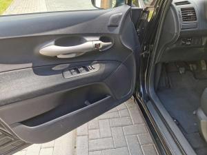 Melns Toyota Auris 2008 Trakai, ar dzinēja tilpumu 2.00 L un nobraukumu 242 tūkst. km par 2450 €, foto 15 vietnē AUTOMOTO.COM.LV
